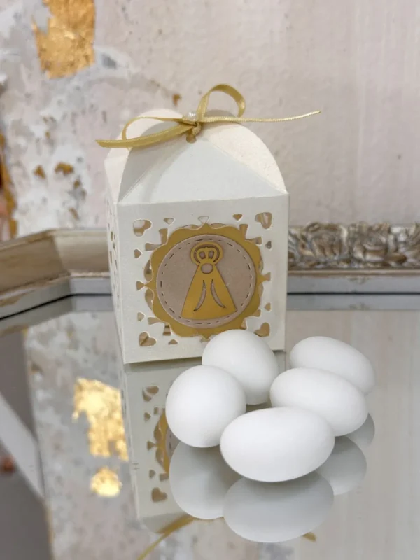 Almendrero jaulita con 5 almendras por 6 unidades - Magdalenas tienda de fe